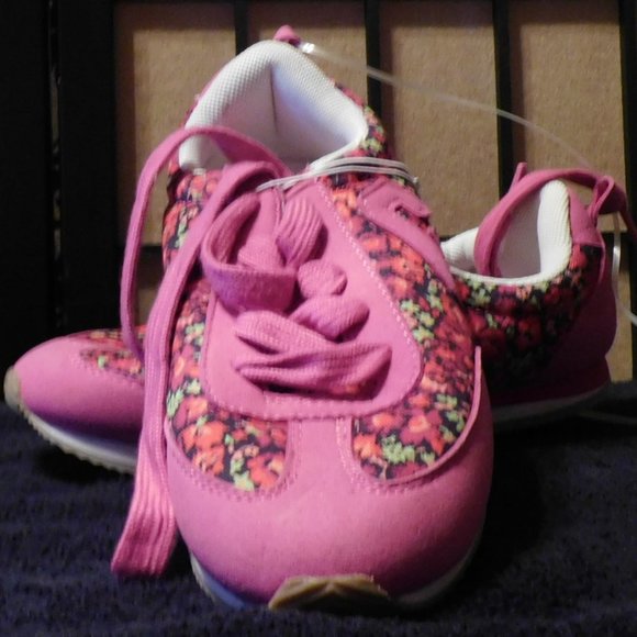 GAP | Shoes | Gap Litter Girl Tennis Shoes New | Poshmark